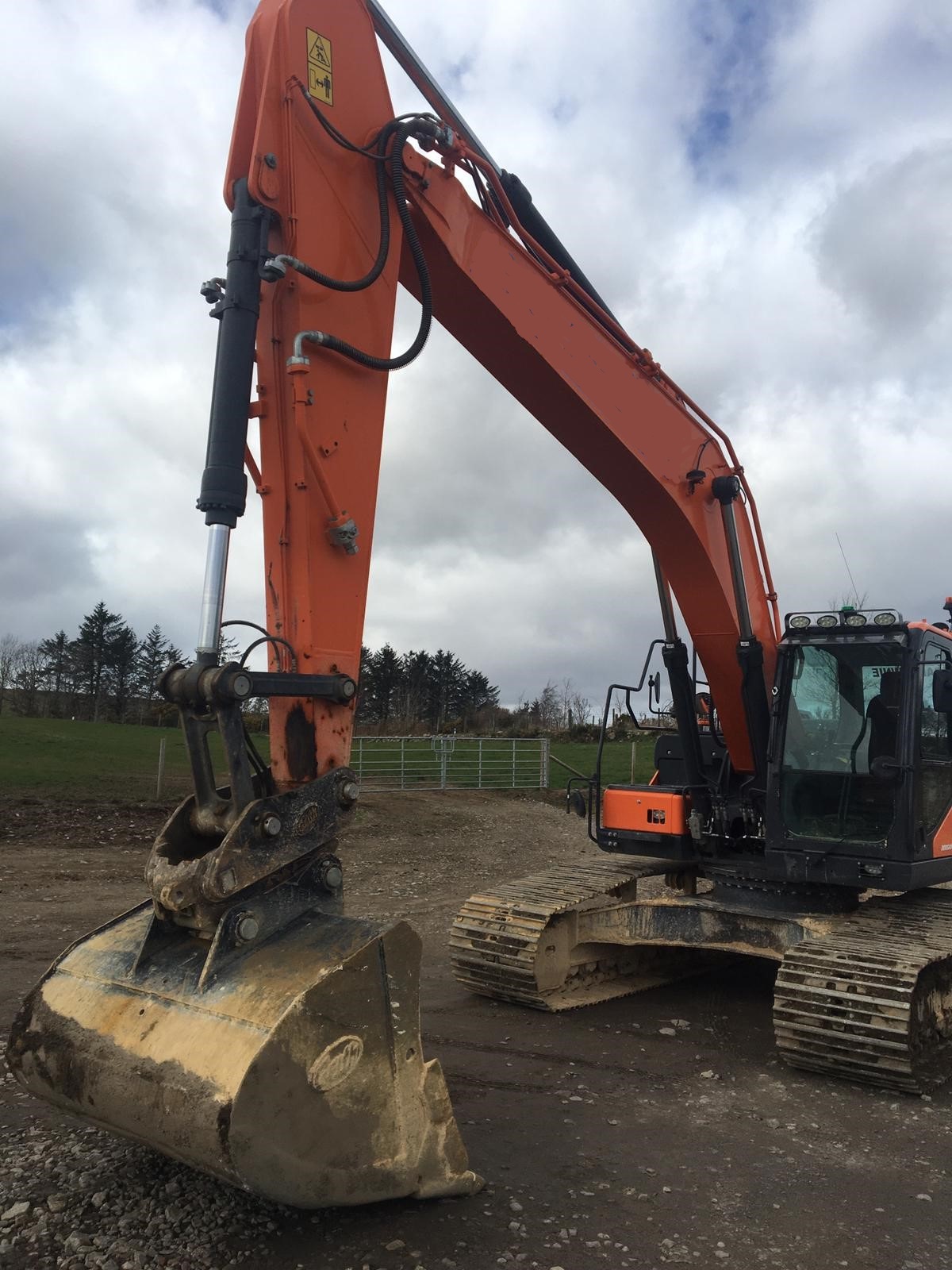 2018 Doosan DX255LC-5 Excavator | Buy Used Construction Equipment UK