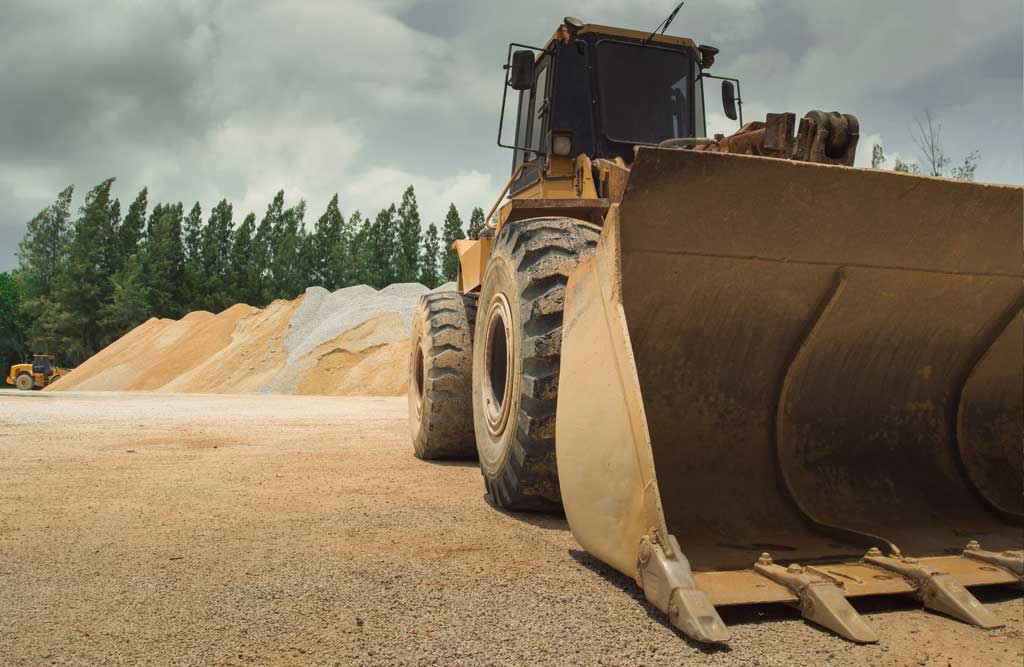 5 Benefits of Using Track Loaders - Buy Used Construction Equipment UK